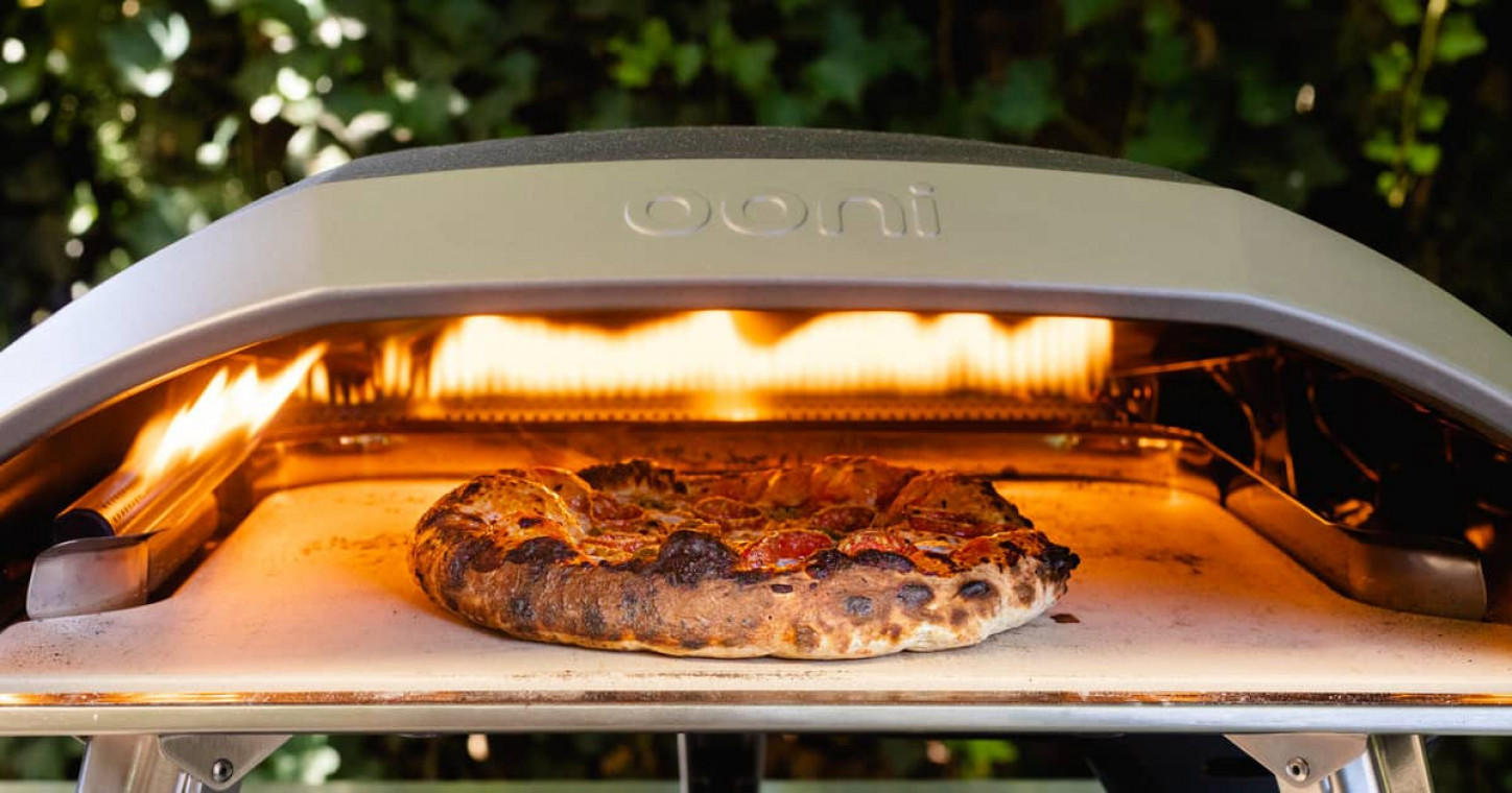 Köp pizzaugn med gasol & gas – Gaseldad Ooni | Grillkung